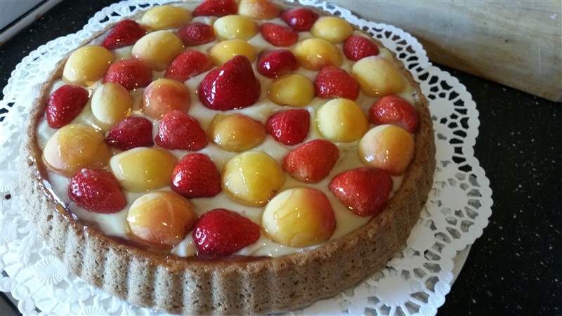 ERDBEER-MARILLEN-OBSTTORTE MIT VANILLEPUDDING - Deutsch